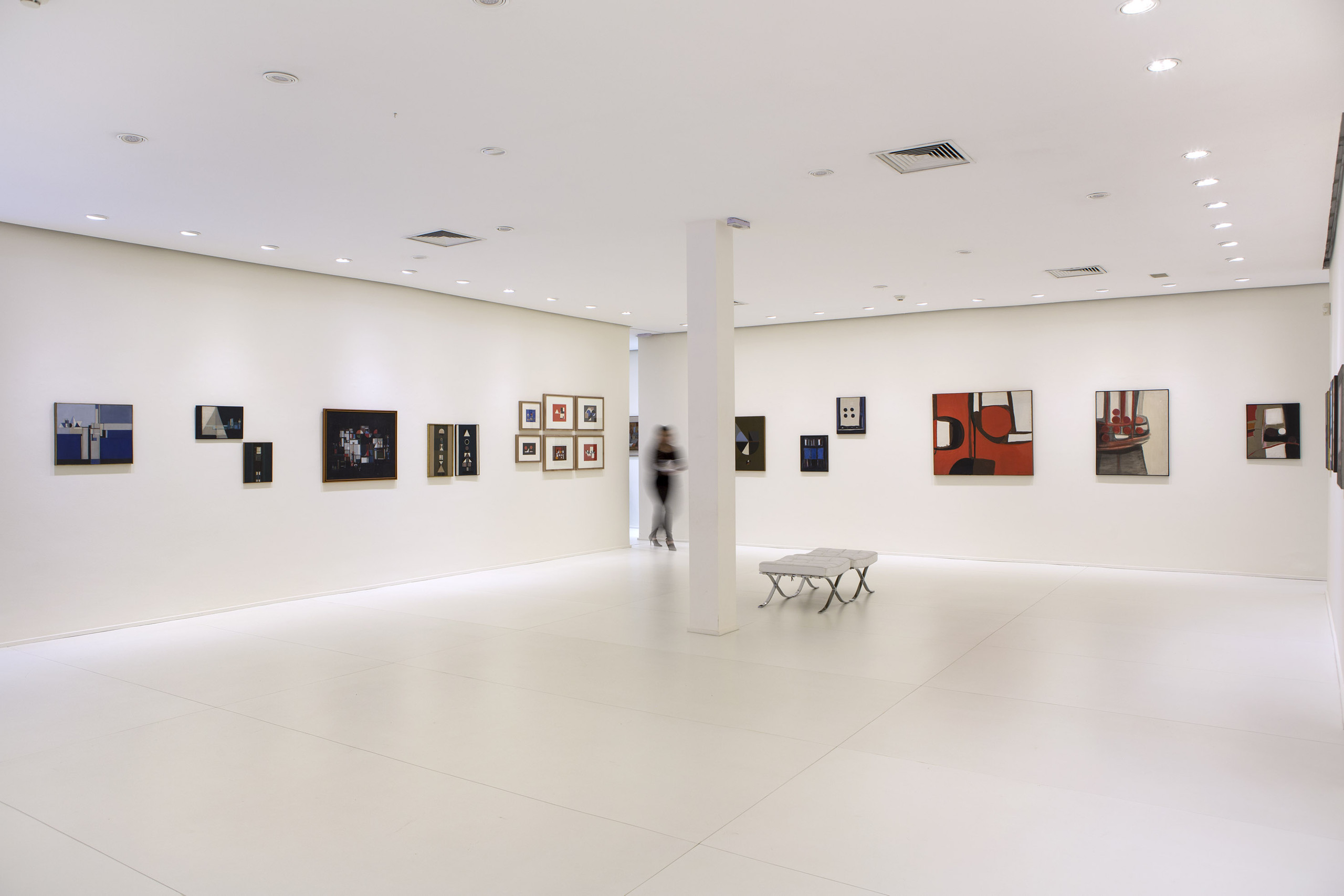 Maria Leontina - Poética e Metafísica - Exposições - DAN Galeria