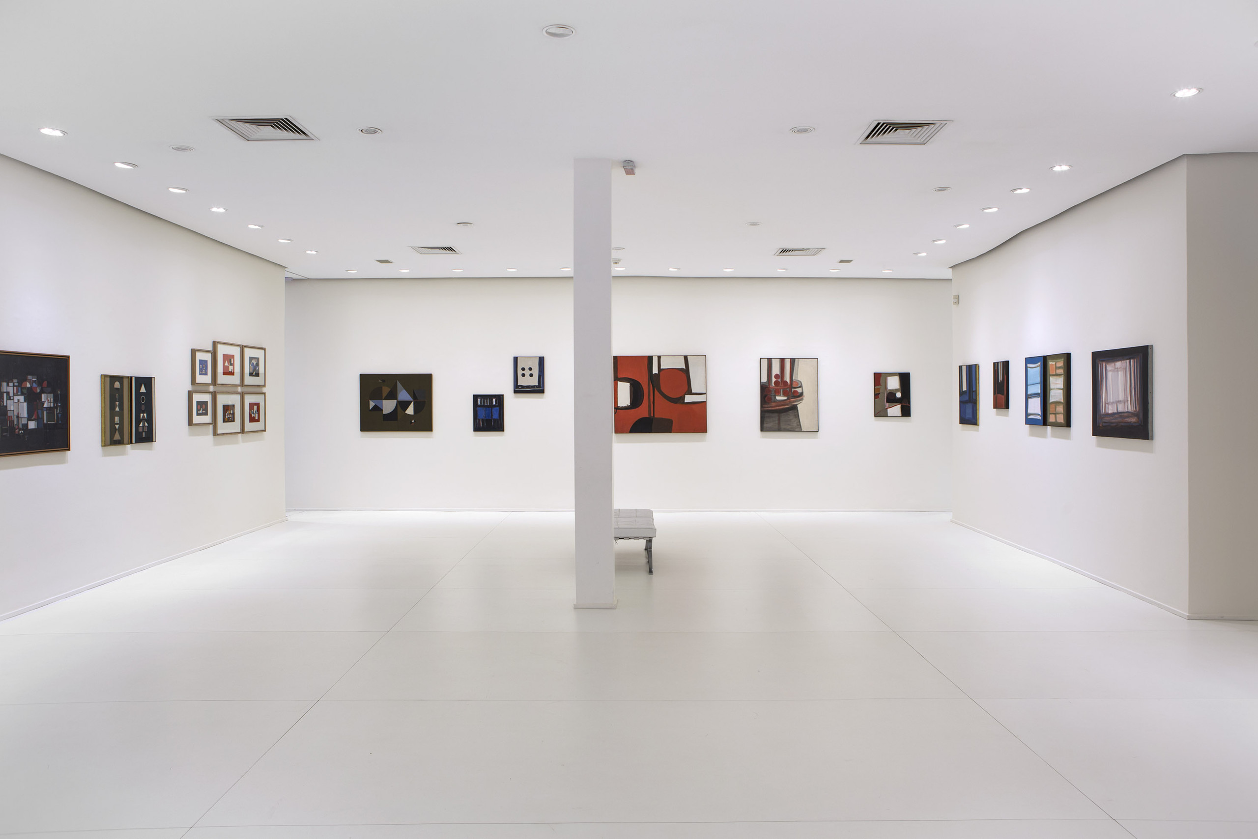Maria Leontina - Poética e Metafísica - Exposições - DAN Galeria