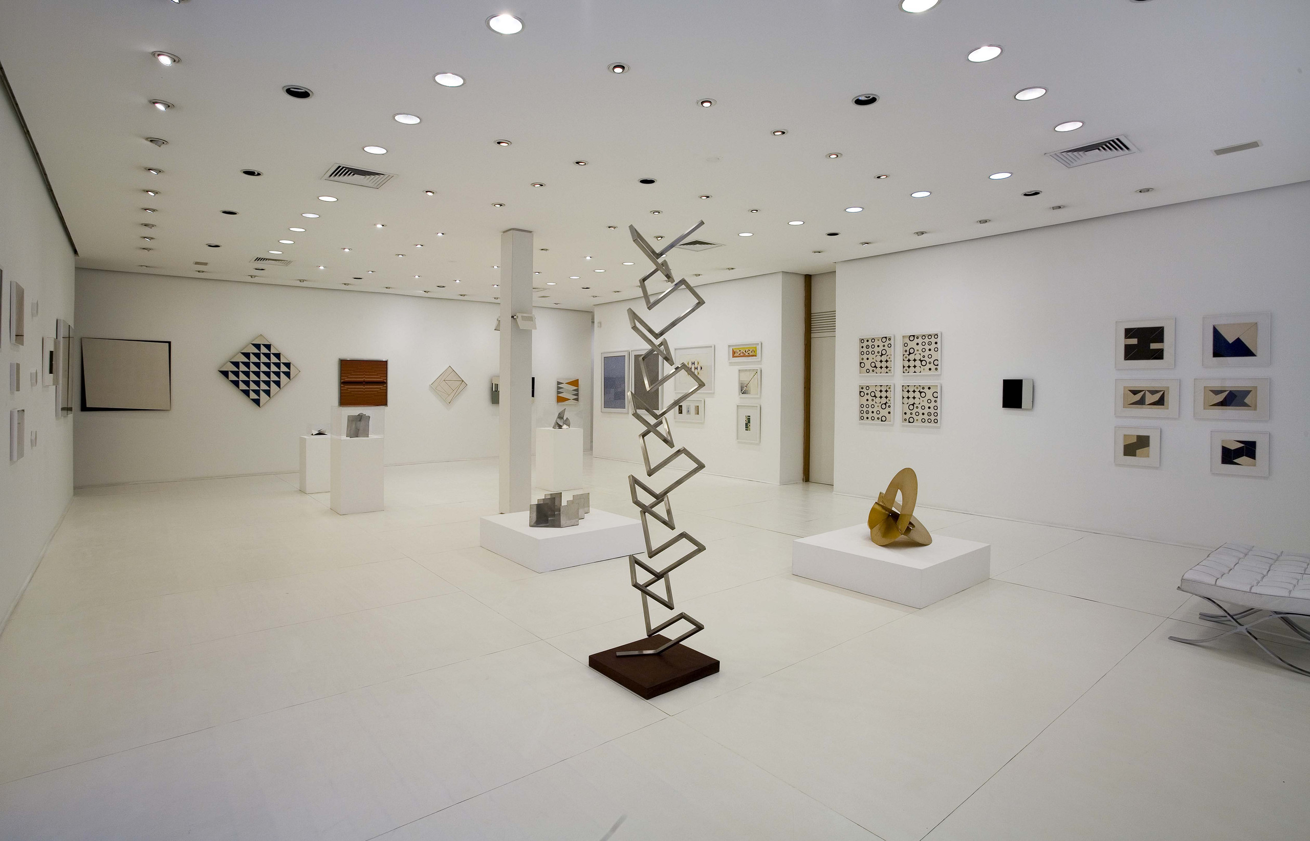 Arte Concreta e Neoconcreta, da Construção à Desconstrução ...