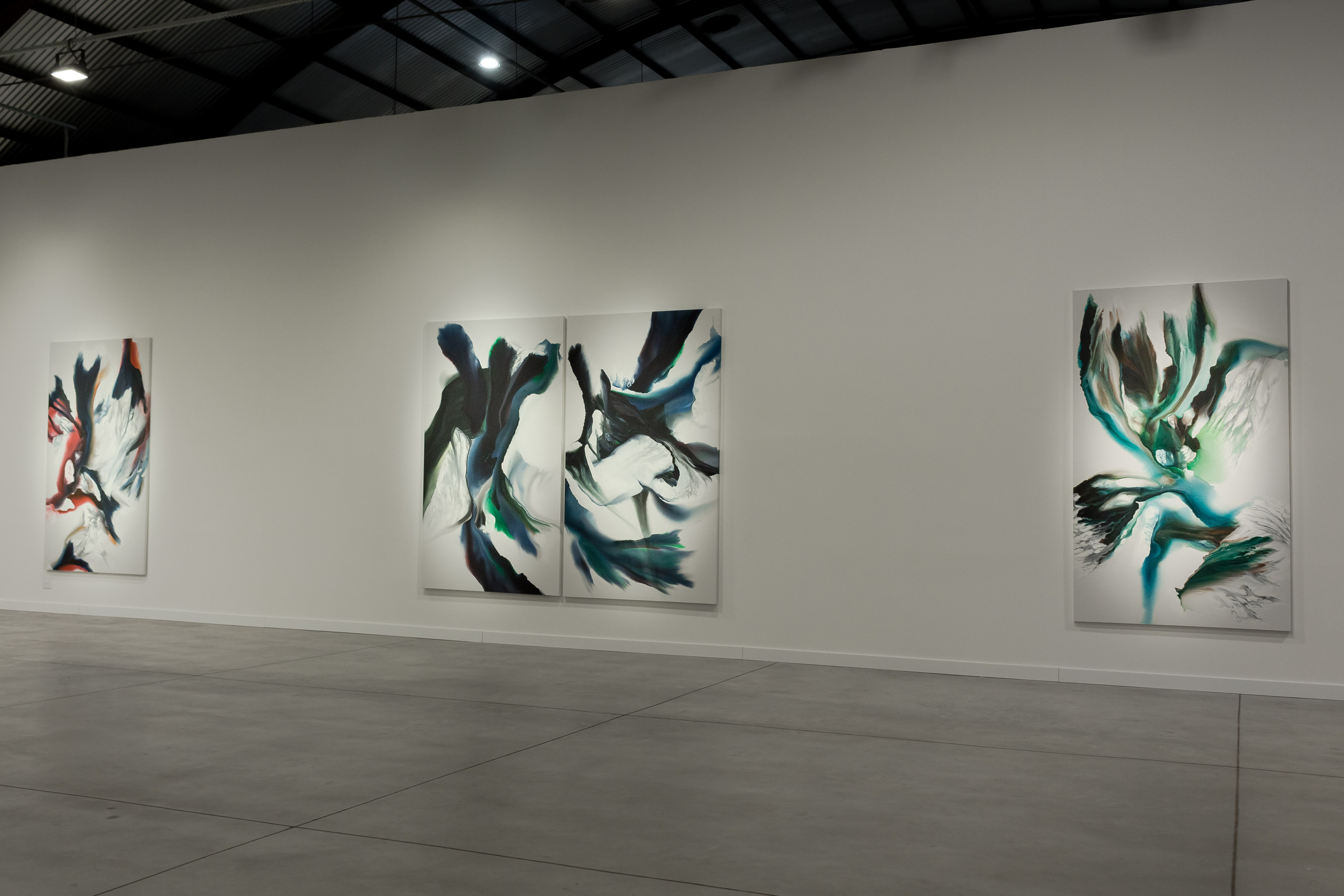 “Dobras no espaço-tempo” de Manoel Veiga - Exposições - DAN Galeria