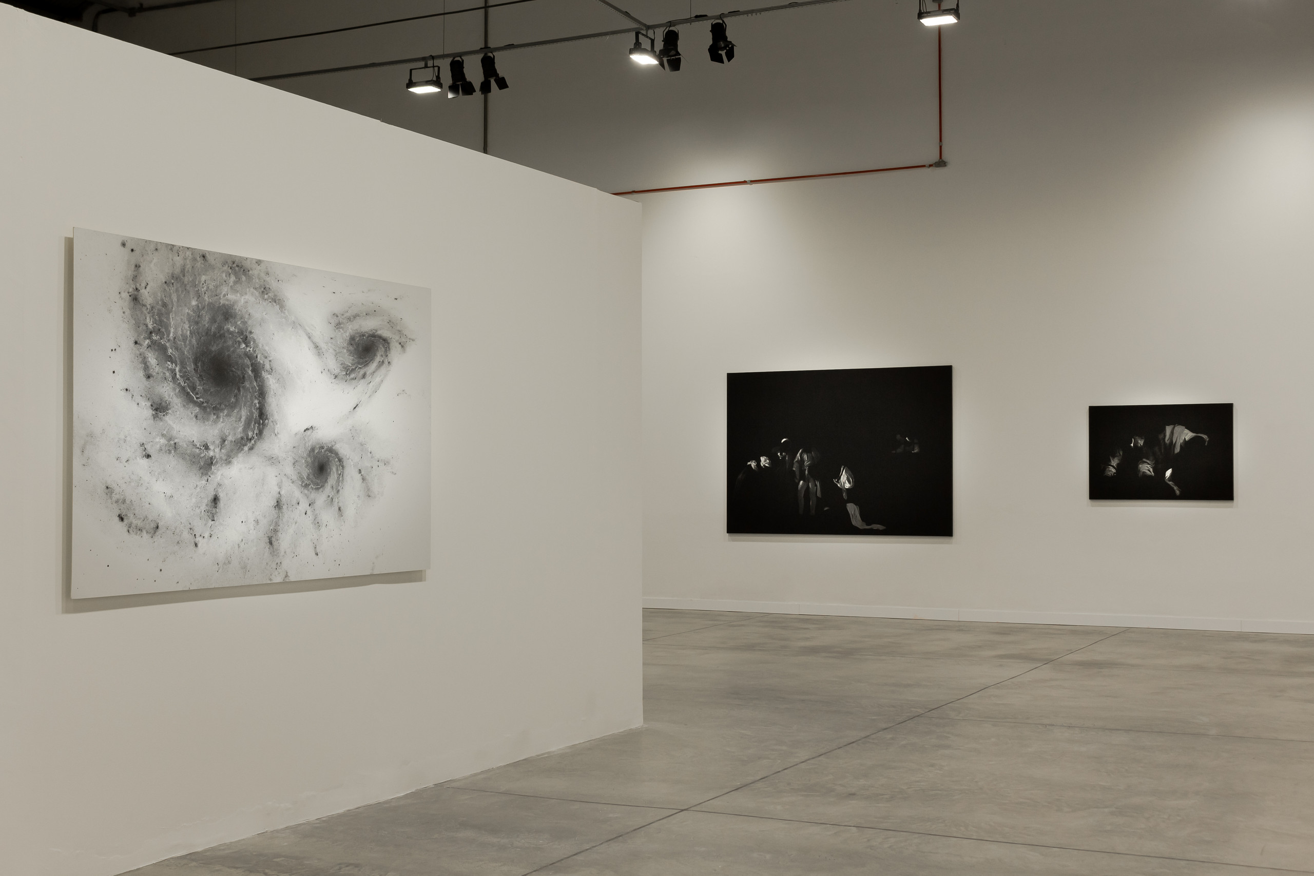 “Folds in Spacetime” by Manoel Veiga - Exhibitions - DAN Galeria